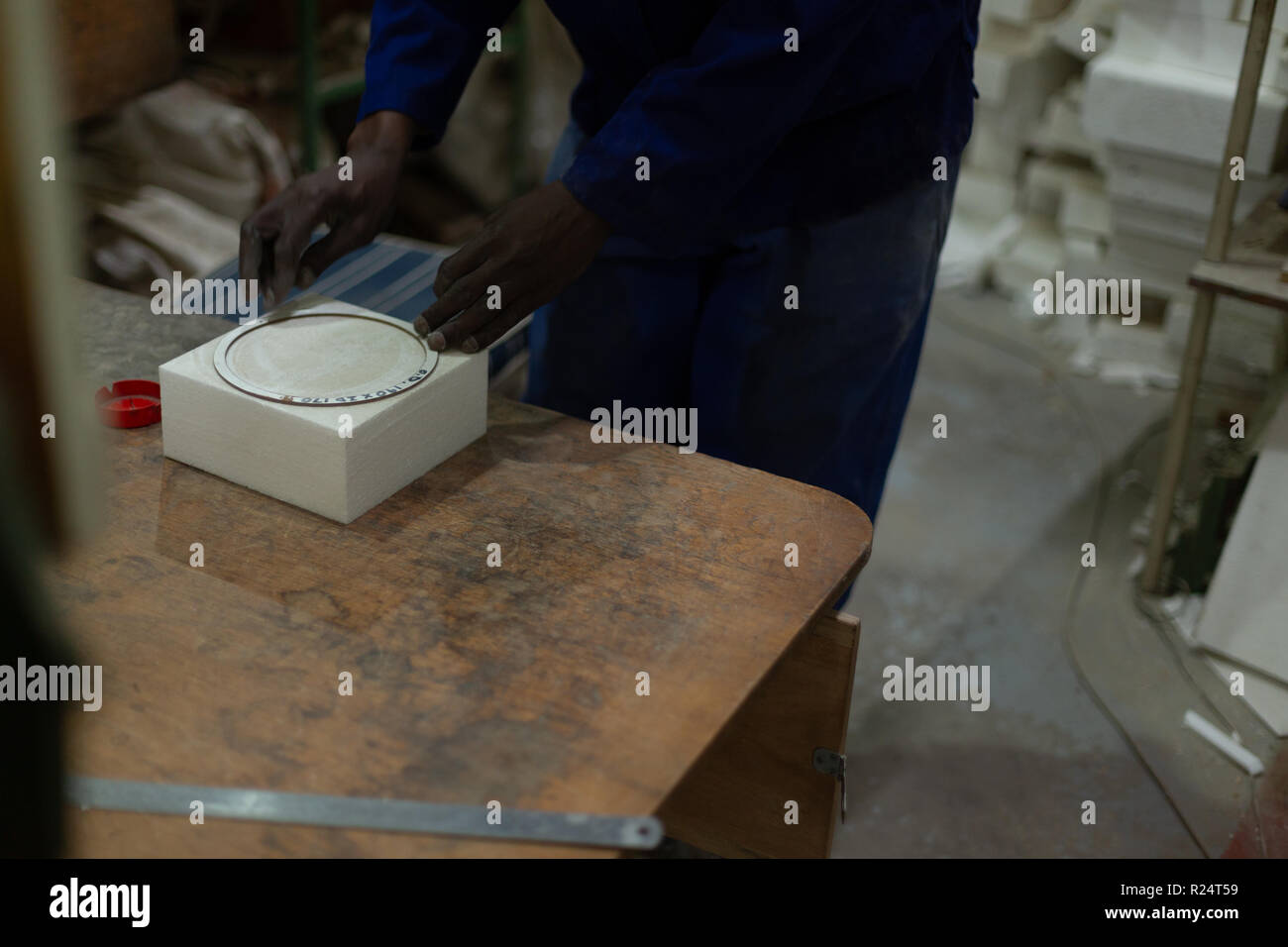 Foundry workshop hi-res stock photography and images - Alamy