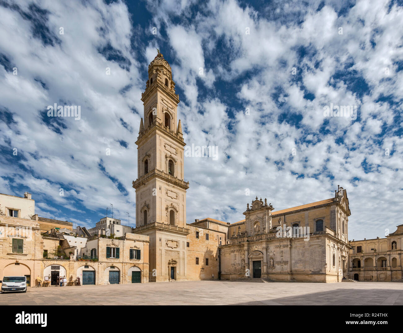 Italian 12th century hi-res stock photography and images - Alamy