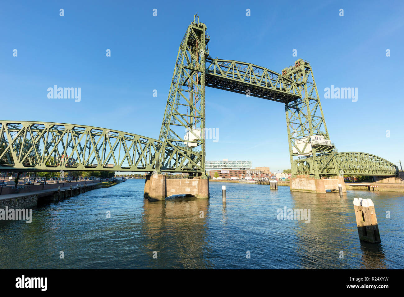 De hef lift bridge hi-res stock photography and images - Alamy