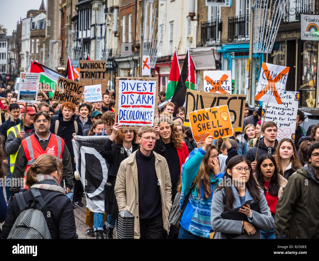 University protests hi-res stock photography and images - Alamy
