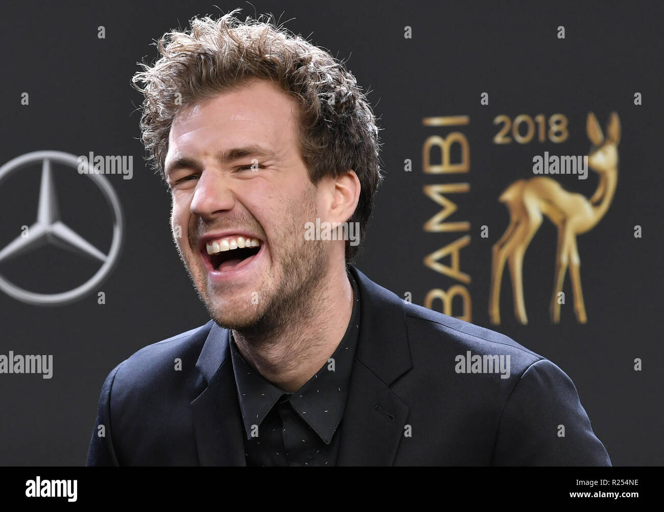 Berlin, Germany. 16th Nov, 2018. Luke Mockridge comes to the Stage ...