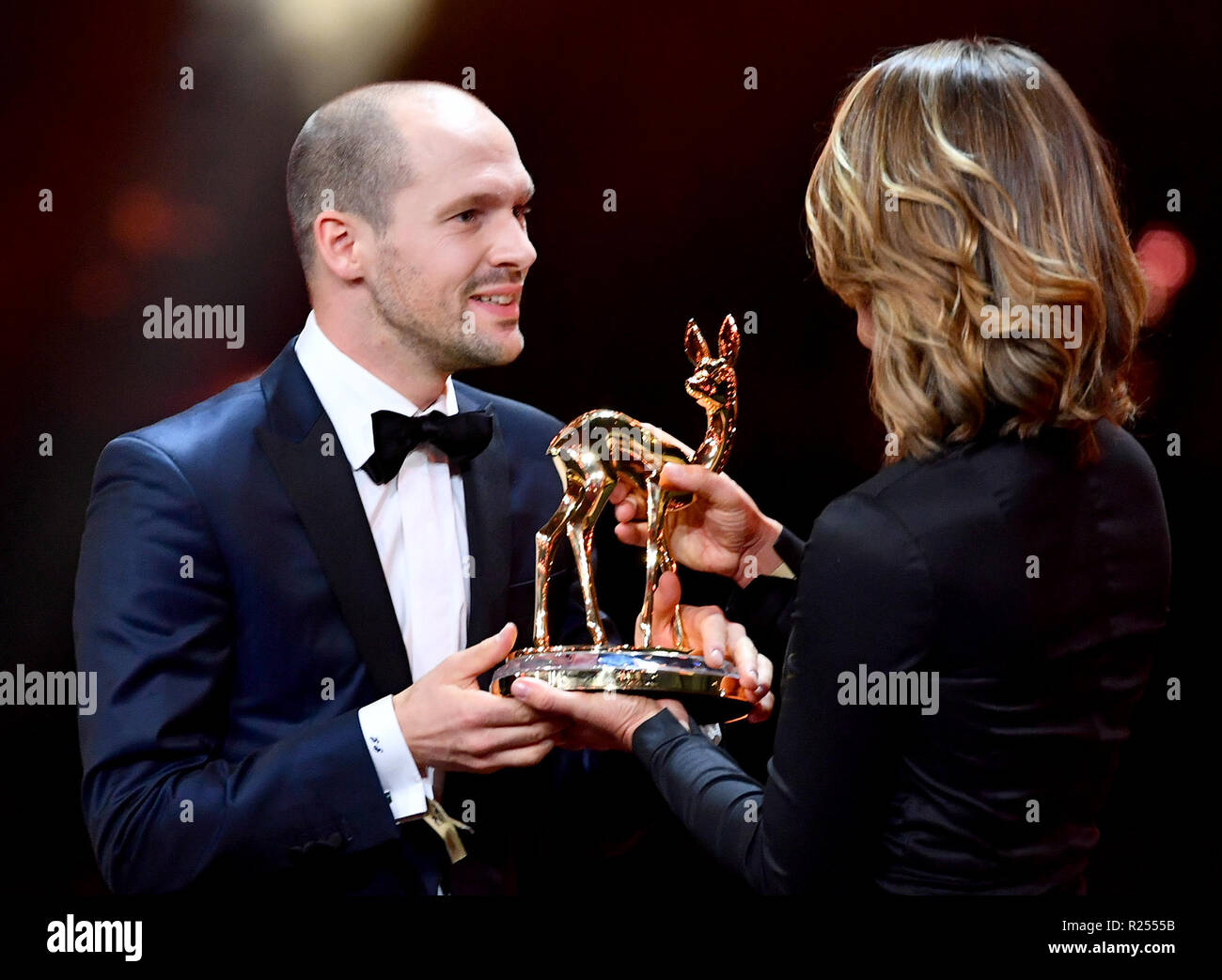 Berlin, Germany. 16th Nov, 2018. Jessy Wellmer awards triathlete ...