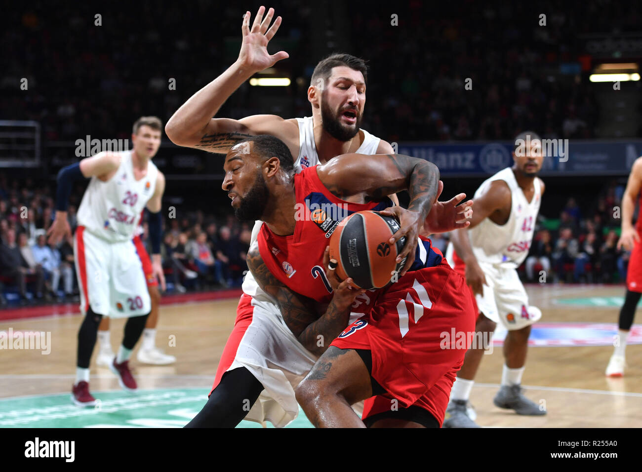 Munich, Deutschland. 16th Nov, 2018. Derrick WILLIAMS (FCB) action ...
