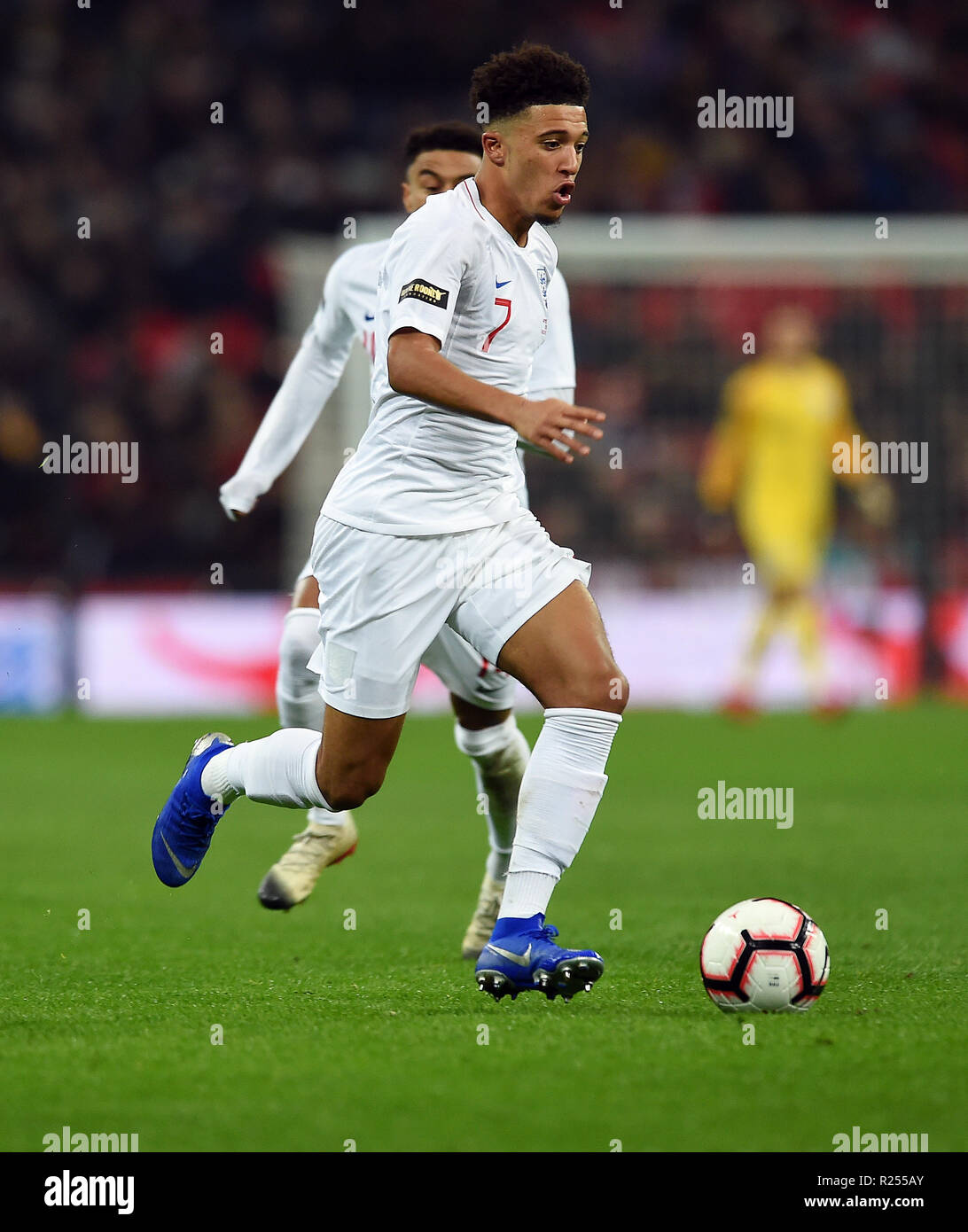 Jadon Sancho Stock Photos & Jadon Sancho Stock Images - Alamy