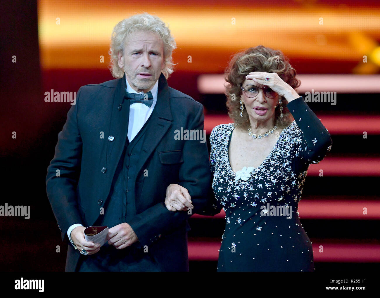 Berlin, Germany. 16th Nov, 2018. Thomas Gottschalk and Sophia Loren ...