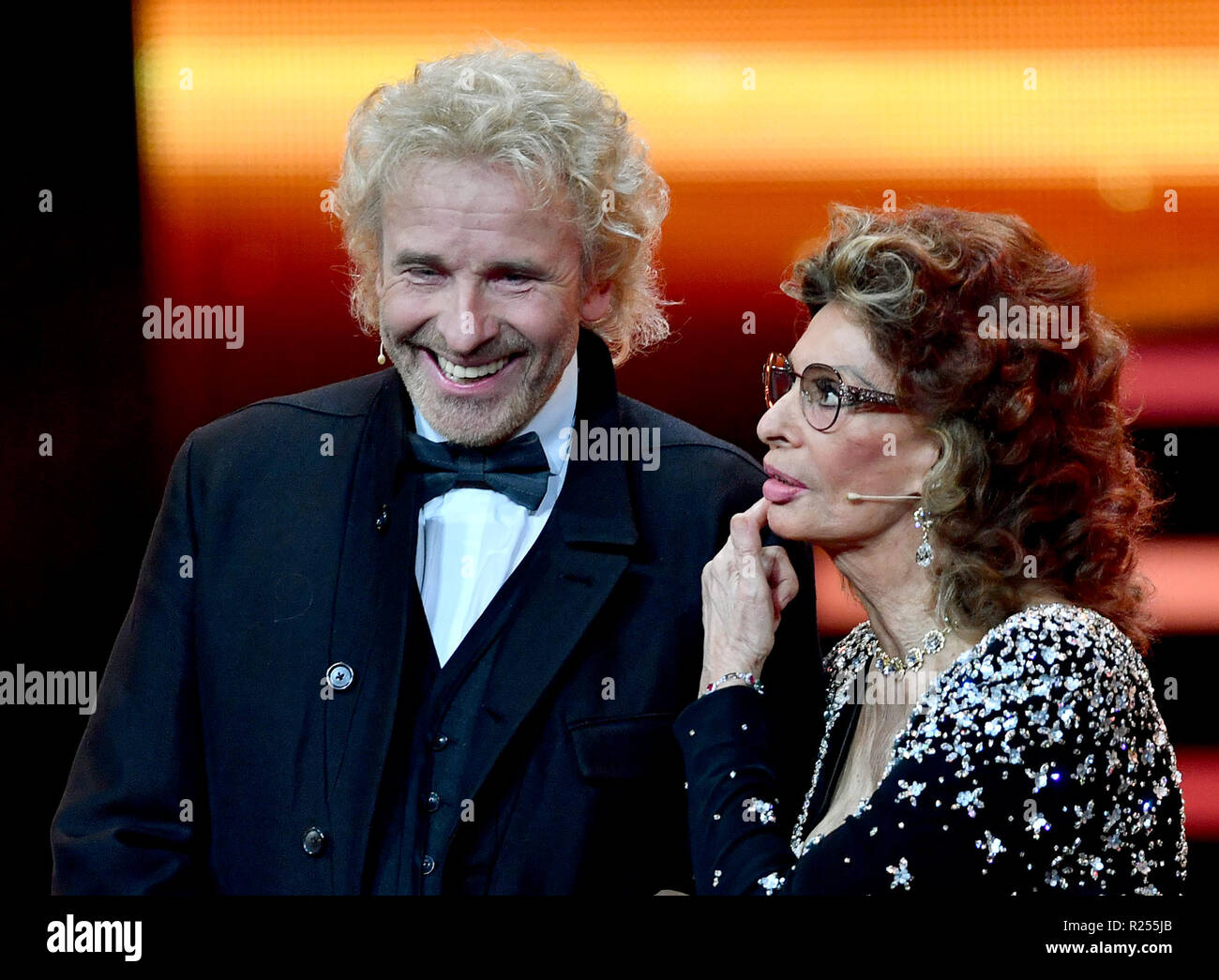 Berlin, Germany. 16th Nov, 2018. Thomas Gottschalk and Sophia Loren ...