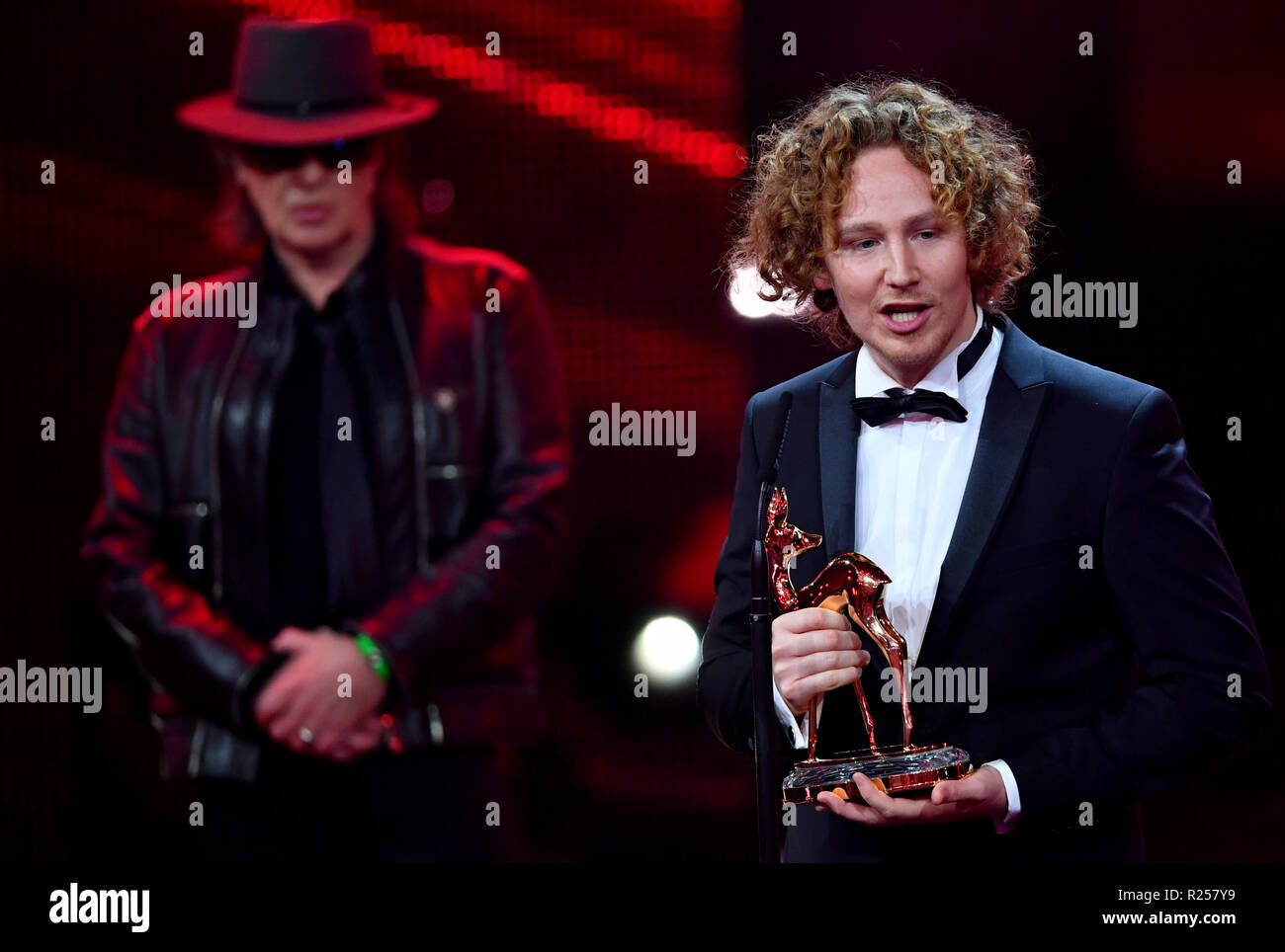 Berlin, Germany. 16th Nov, 2018. Udo Lindenberg (l) honors Michael ...