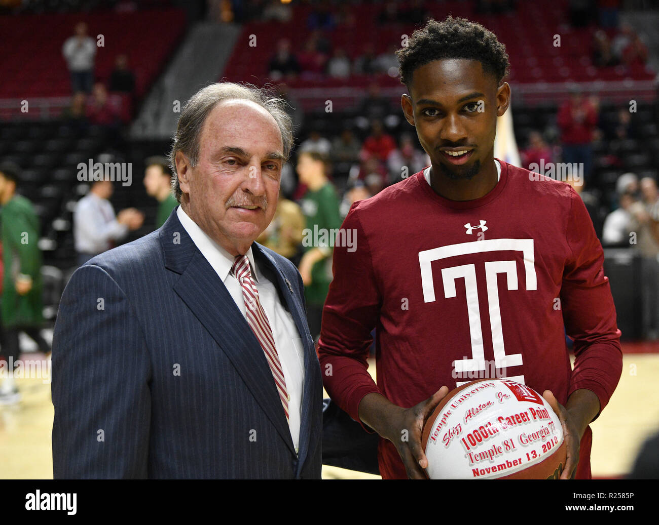 Fran dunphy hi-res stock photography and images - Alamy