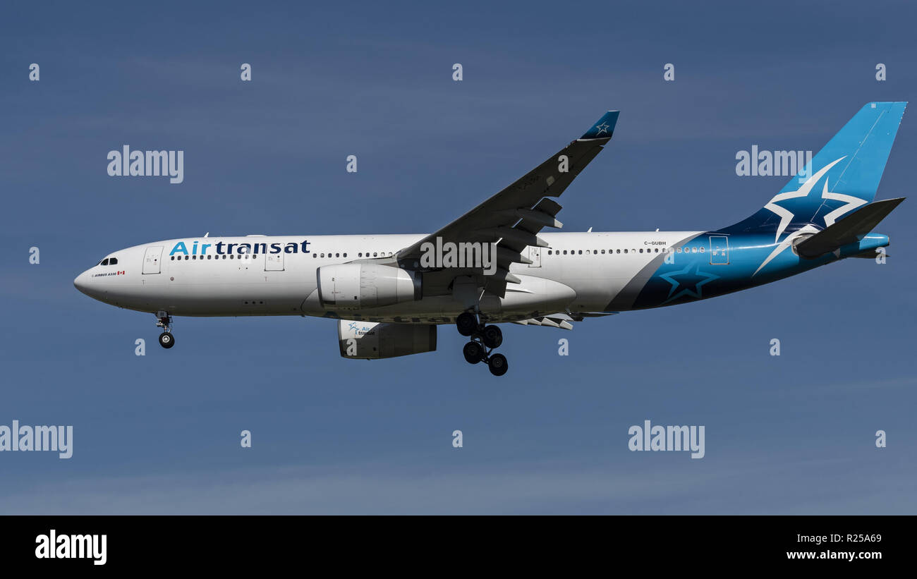 Airbus a330 with winglets hi-res stock photography and images - Alamy