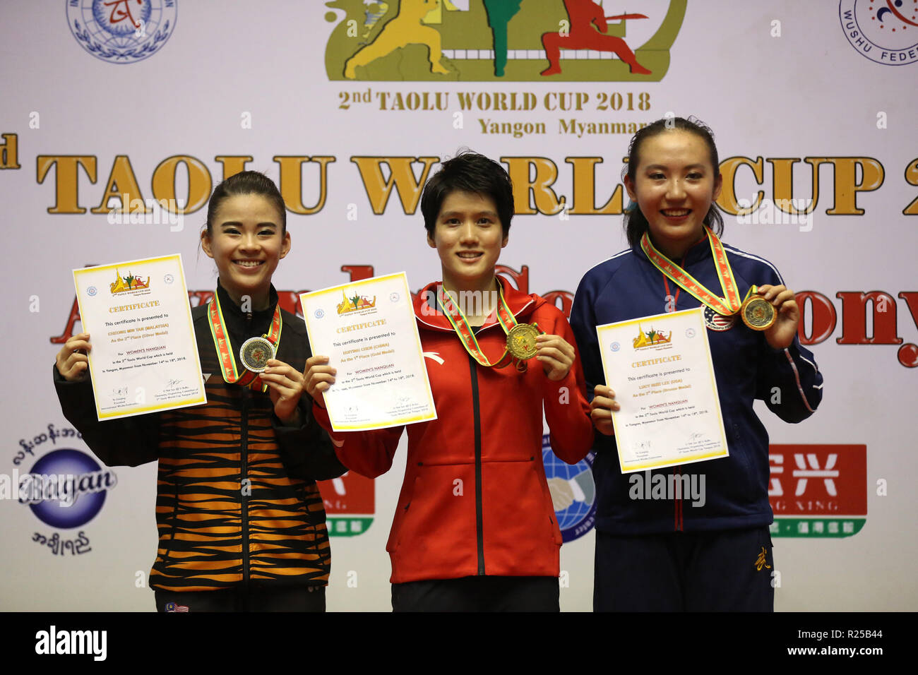 L r lucy bronze hi-res stock photography and images - Alamy