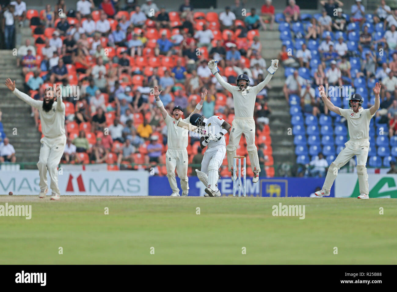 Kandy, Sri Lanka. 17th November 2018, Pallekele International Cricket ...