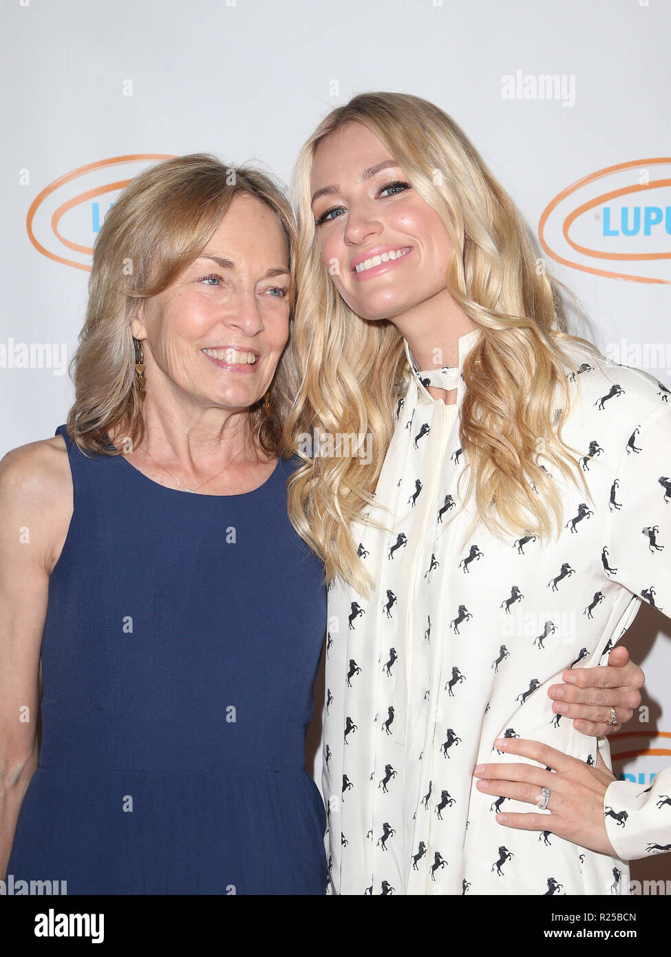 November 16, 2018 - Beverly Hills, CA, U.S. - 16 November 2018- Beverly ...