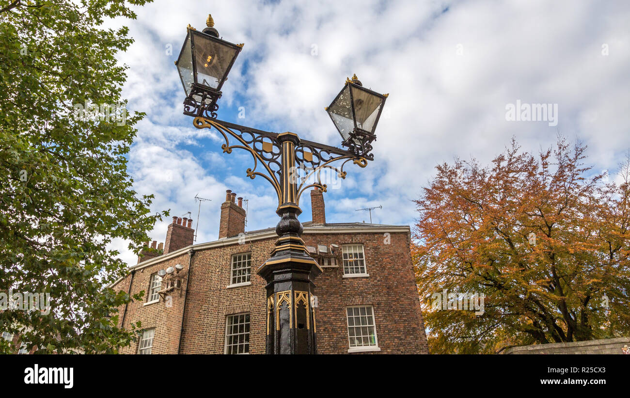 Roman street lamps hi-res stock photography and images - Alamy