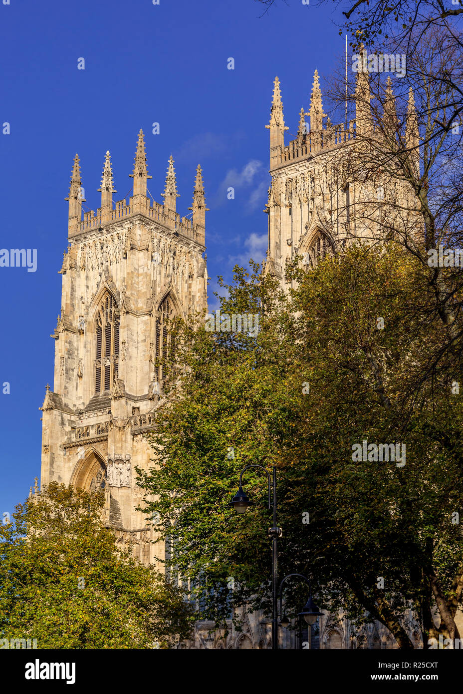 The magnificent architecture of York Minster Cathedral, York, UK Stock ...