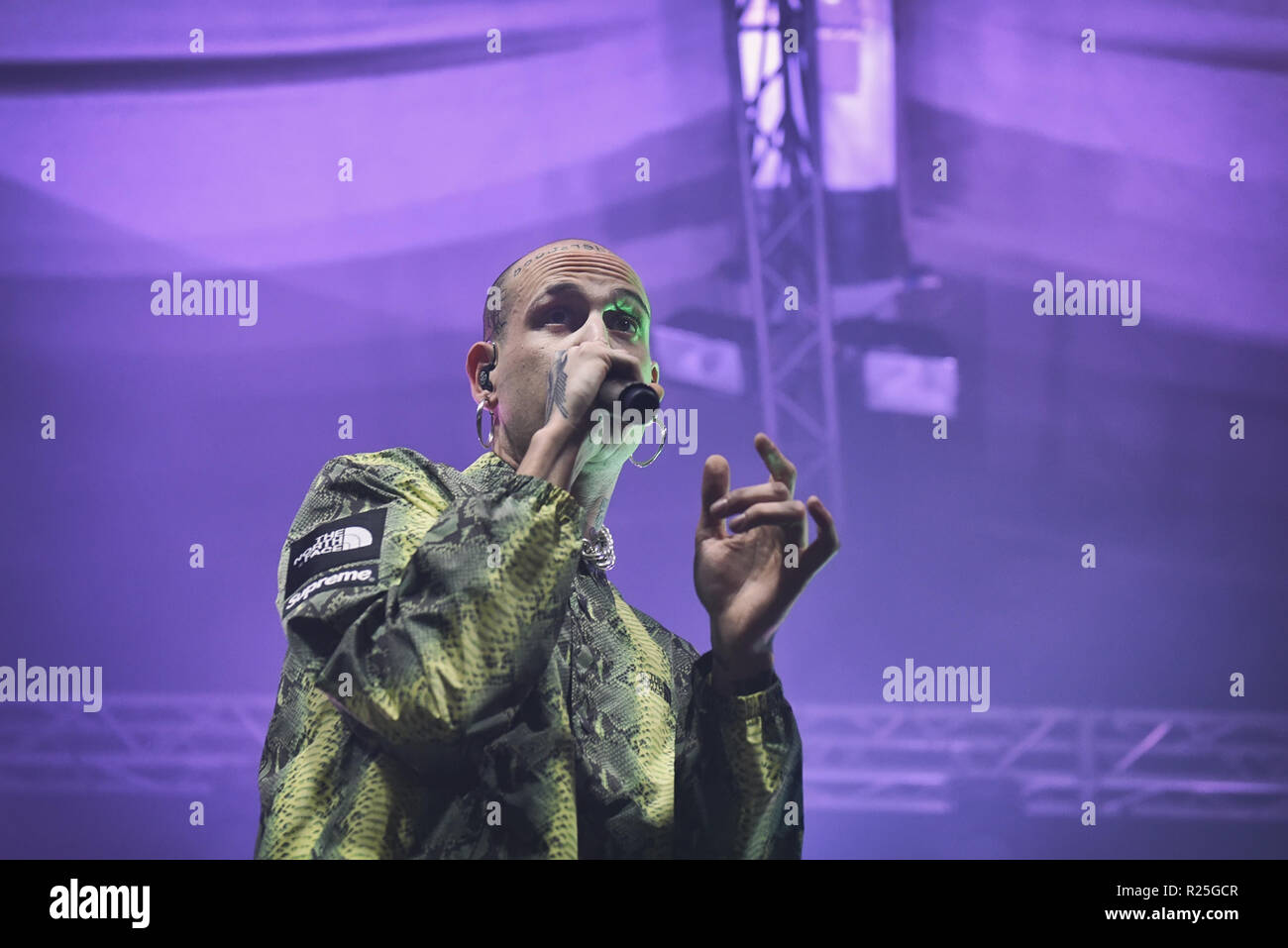 Gemitaiz, pseudonym of Davide De Luca, is an Italian rapper performing ...