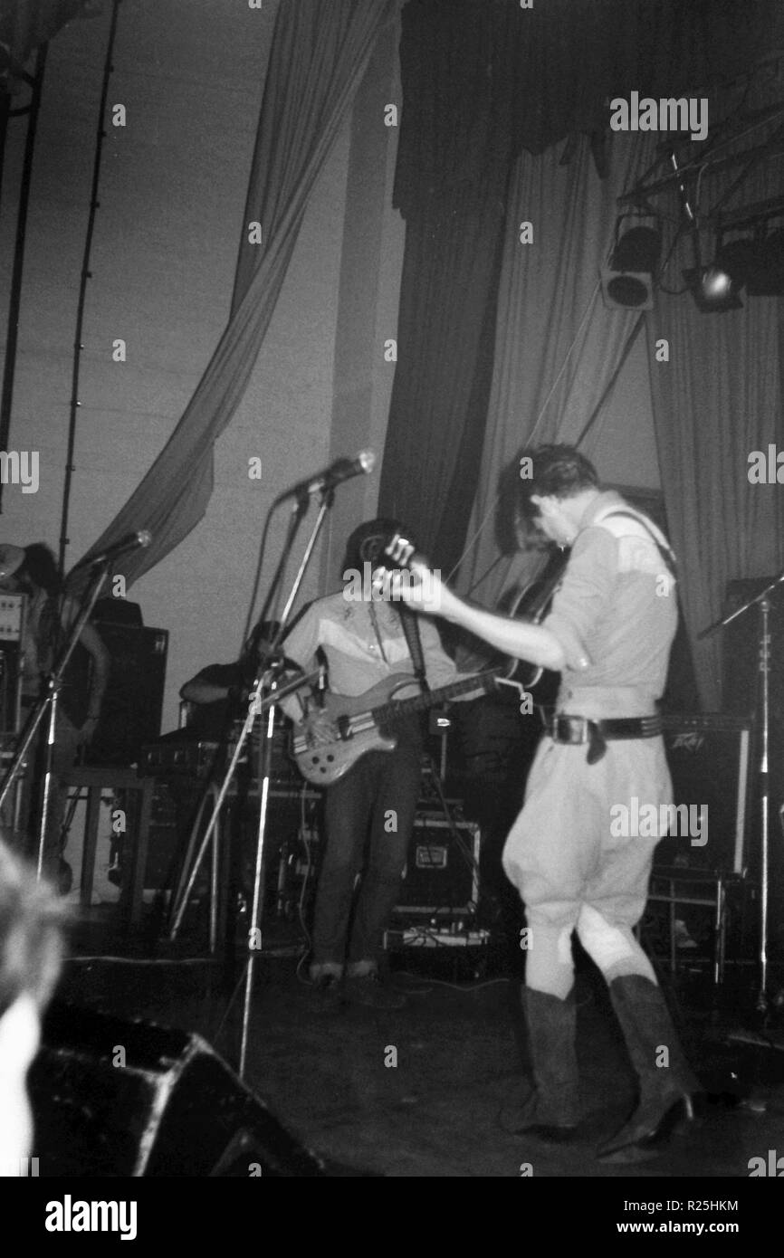 Liverpool 1980s hi-res stock photography and images - Alamy