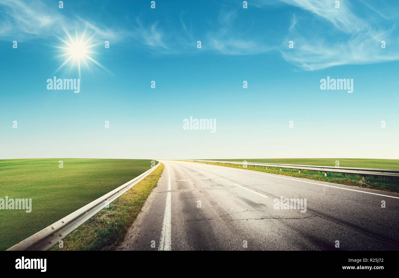 Road motion sun hi-res stock photography and images - Alamy