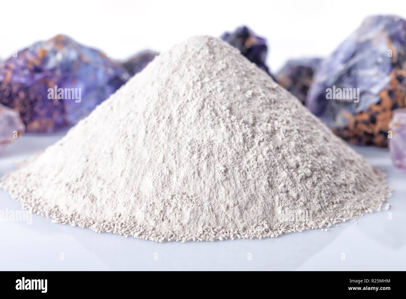 Fluoride research hi-res stock photography and images - Alamy