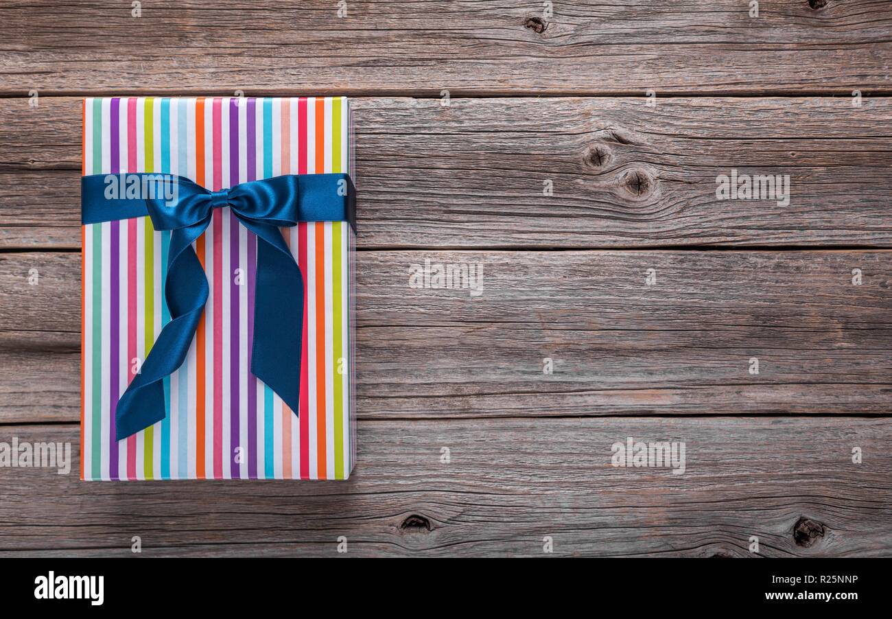 Packed boards hi-res stock photography and images - Alamy