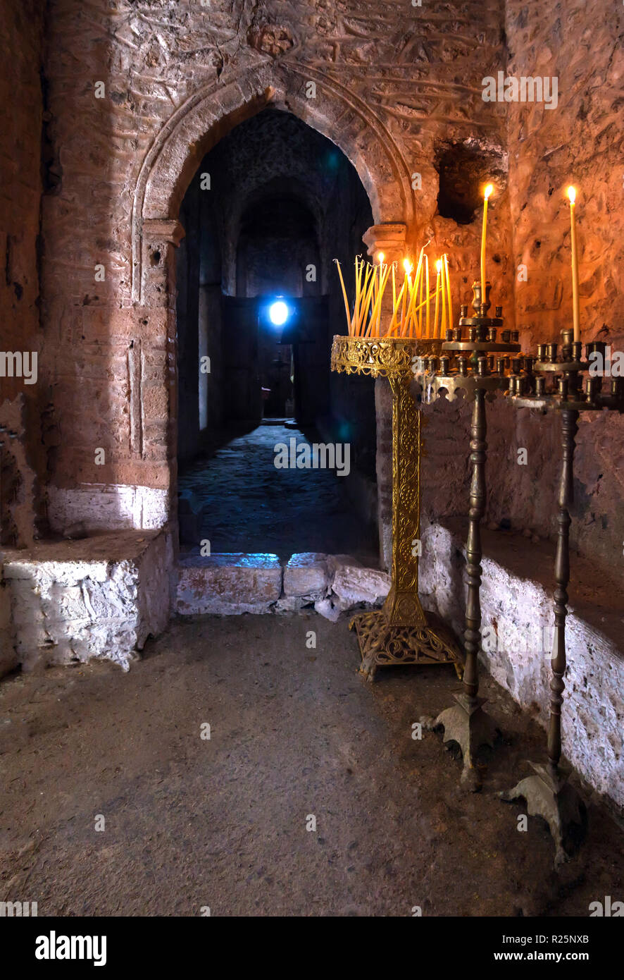 Byzantine castle geraki hi-res stock photography and images - Alamy