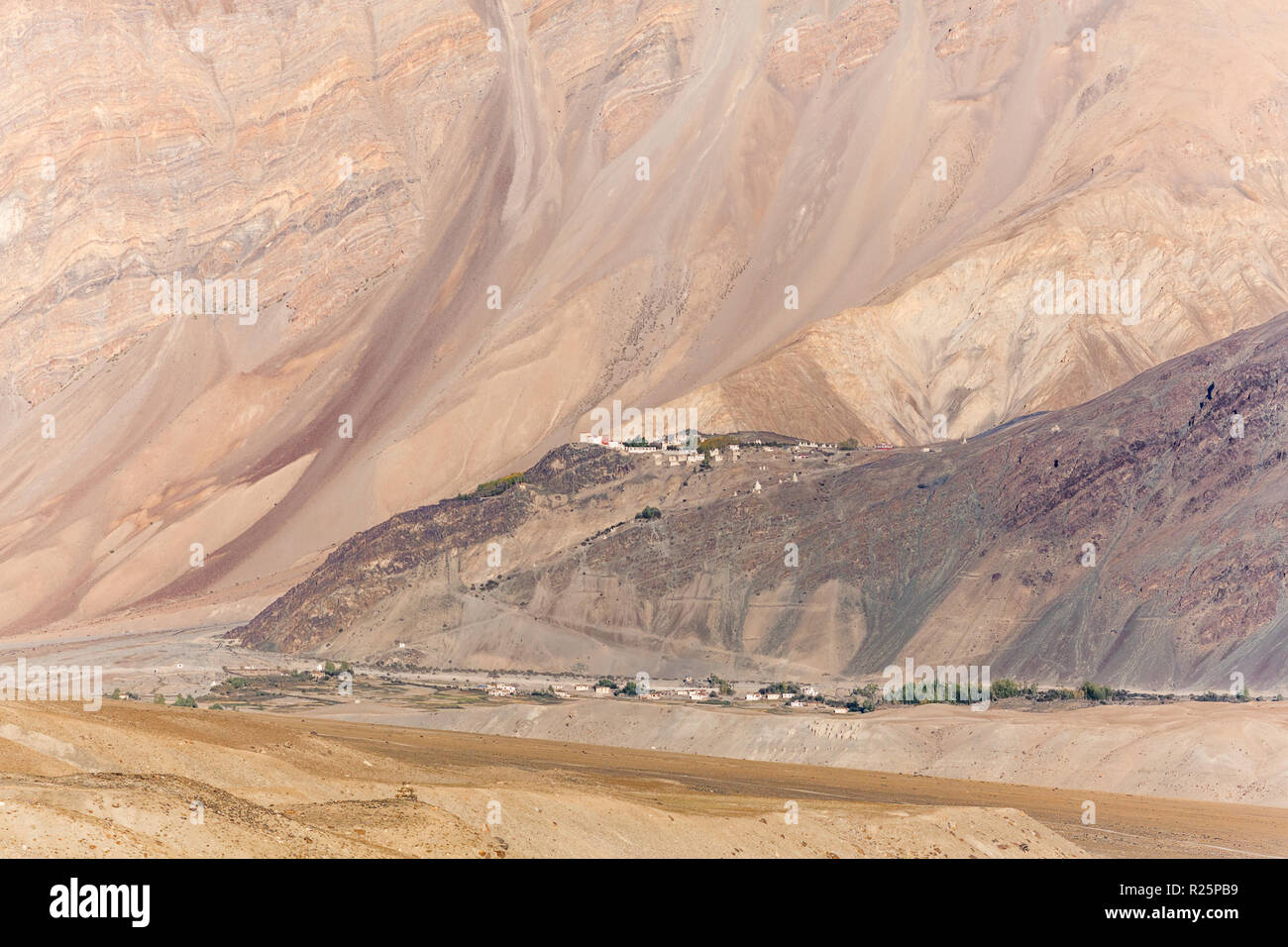 Stongdey village and Stongdey Monastery (also known as Stongde ...