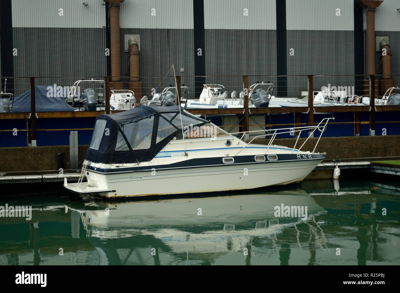 Boats in marina, trafalgar wharf, portchester Stock Photo - Alamy