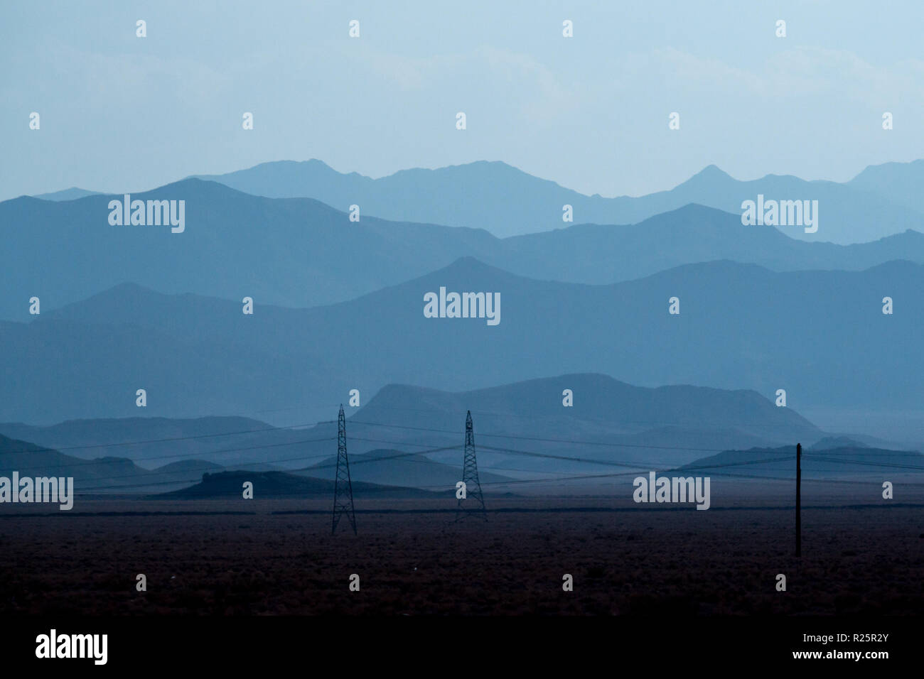 Mountain ranges of Zagros mountains in west Iran Stock Photo - Alamy