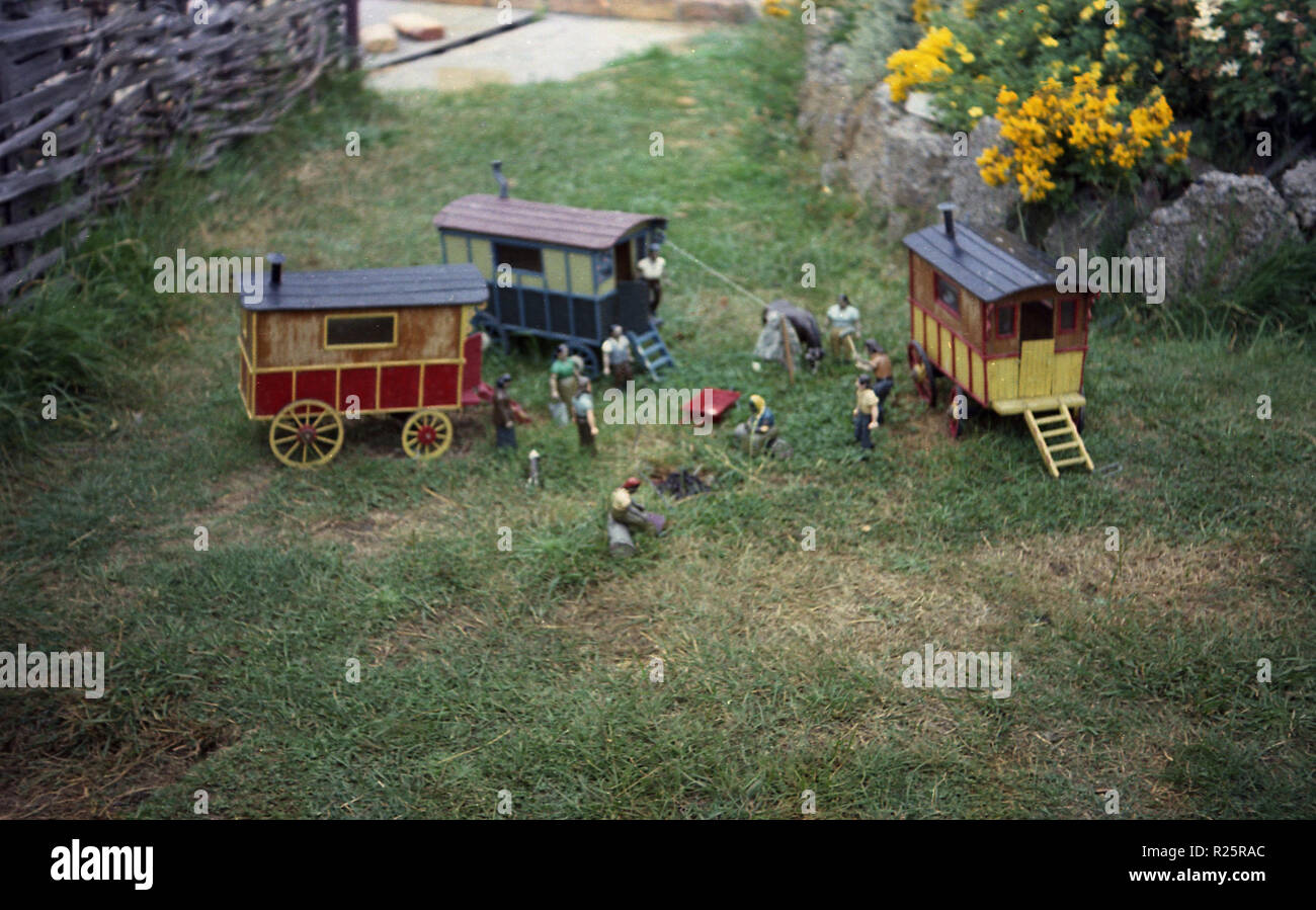 Gypsy caravans hi-res stock photography and images - Alamy