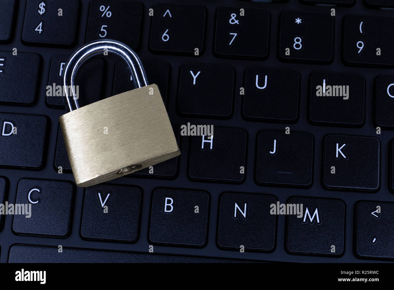 Locked padlock on computer keyboard Stock Photo - Alamy Locked padlock on computer keyboard Stock Photo - Alamy