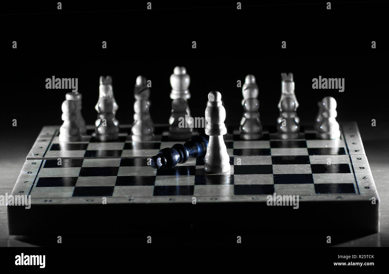 Chess composition hi-res stock photography and images - Alamy