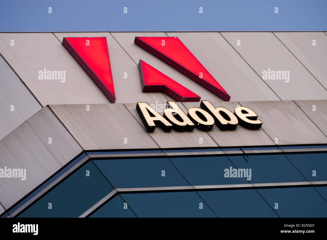 Adobe Commercial Building High Resolution Stock Photography and Images ...