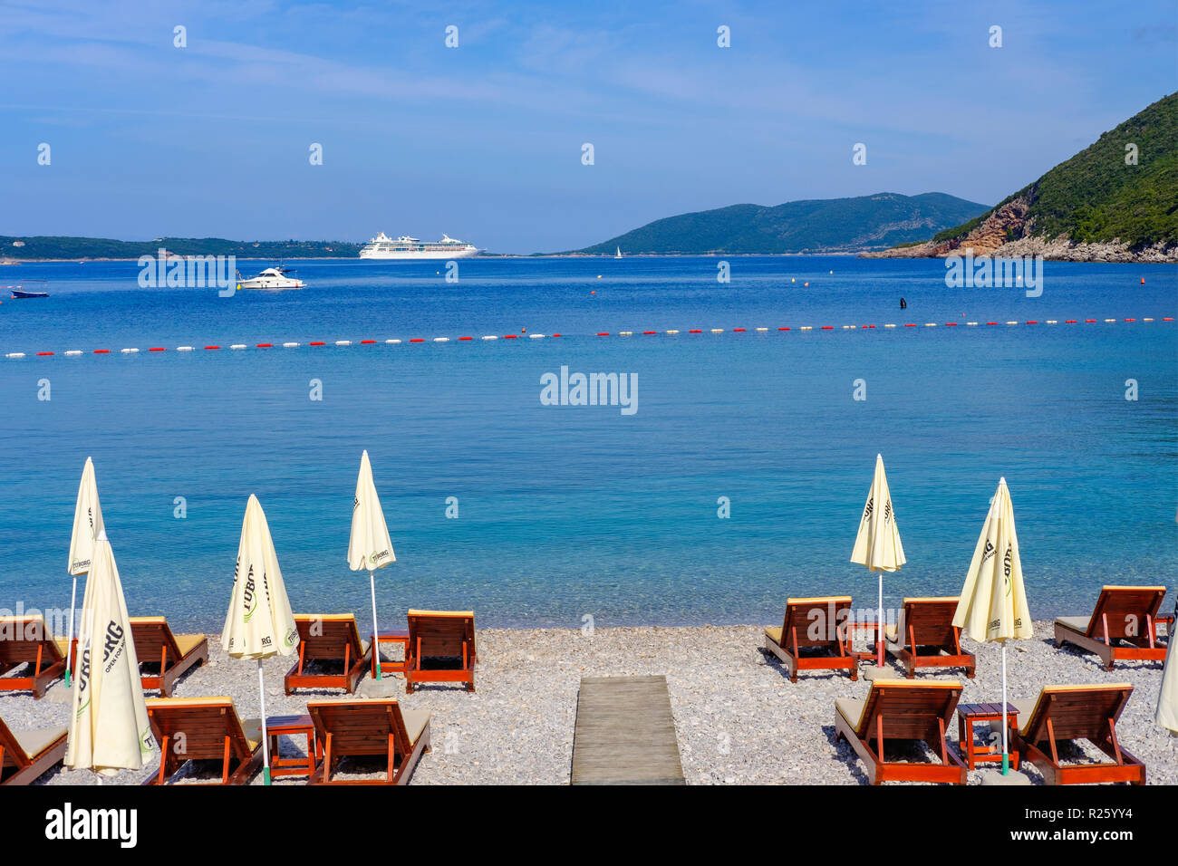 Herceg novi beach hi-res stock photography and images - Alamy