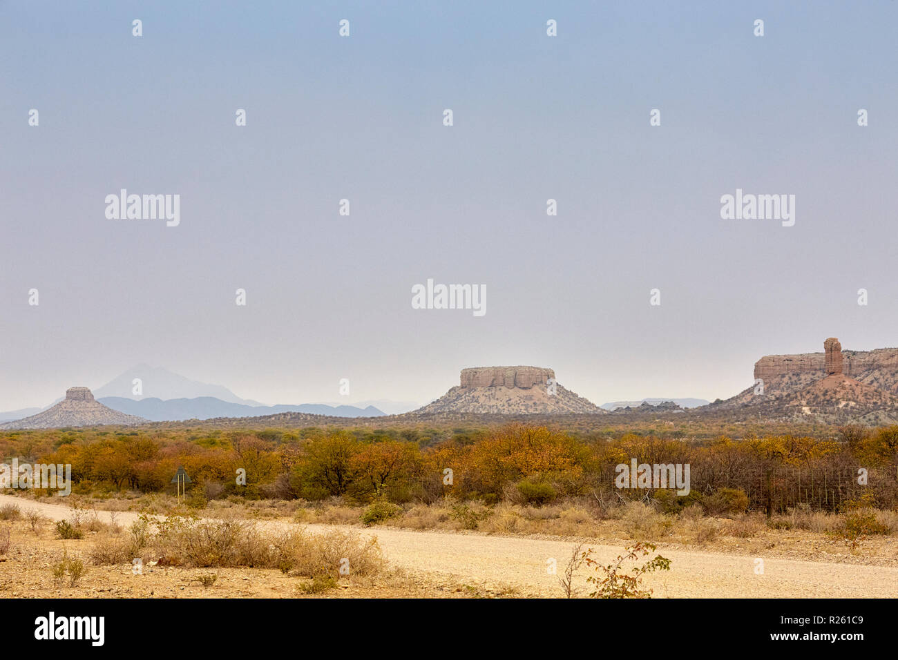Vingerclip, Vingerklip, Finger Rock, Ugab Valley in Namibia, Africa ...