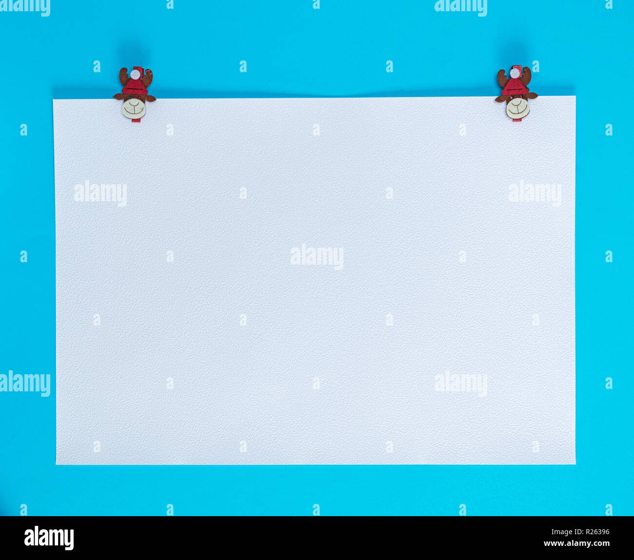 Square sheet of paper hi-res stock photography and images - Alamy