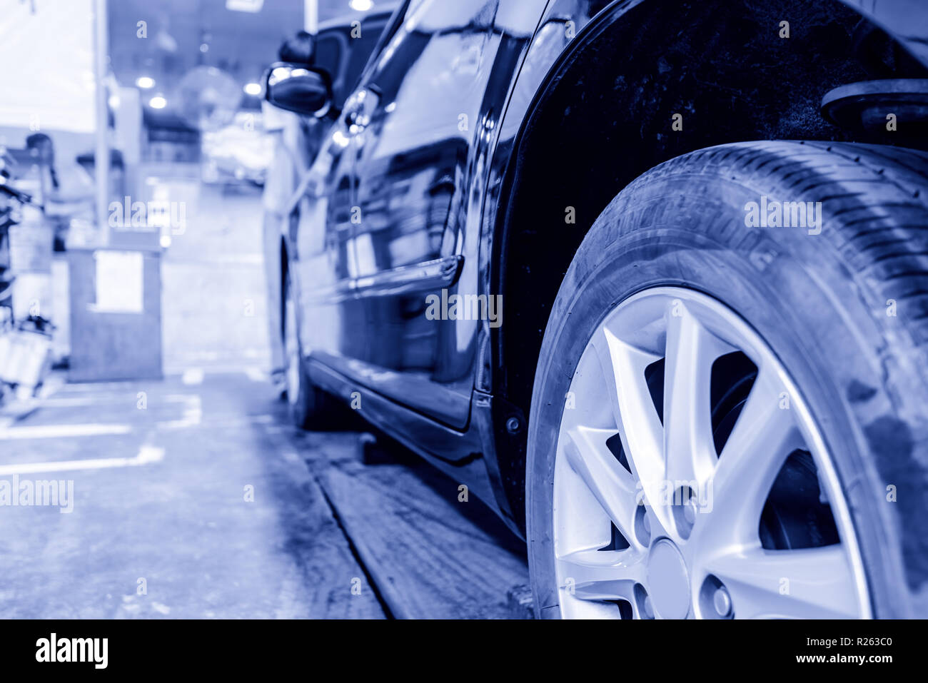 Auto repair factory Stock Photo - Alamy