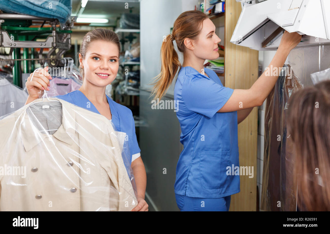 Two women working in laundry hi-res stock photography and images - Alamy