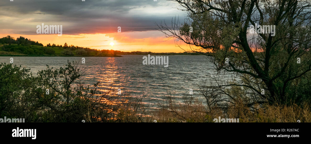 Briar lake hi-res stock photography and images - Alamy