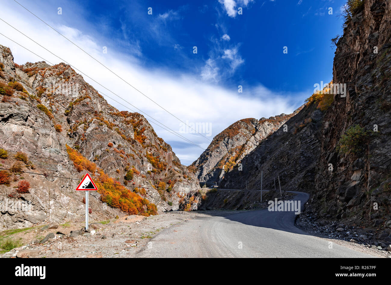 The road to the mountain gorge Stock Photo - Alamy