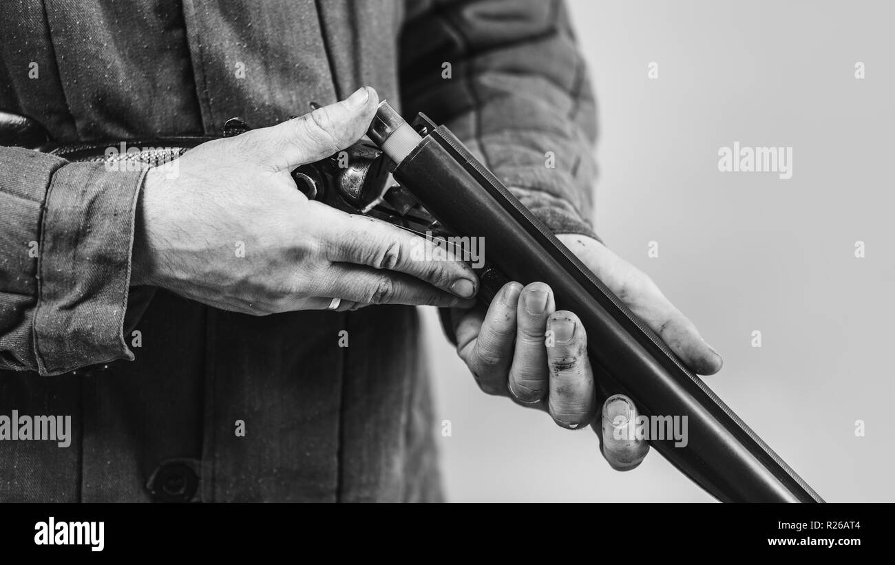 One barrel shotgun hi-res stock photography and images - Alamy