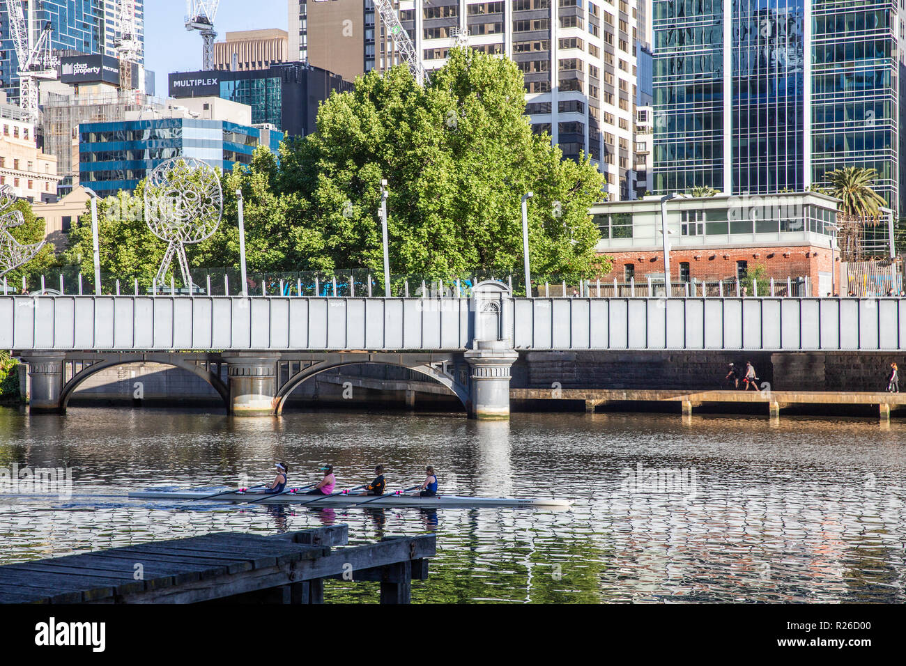 Four people rowing along hi-res stock photography and images - Alamy
