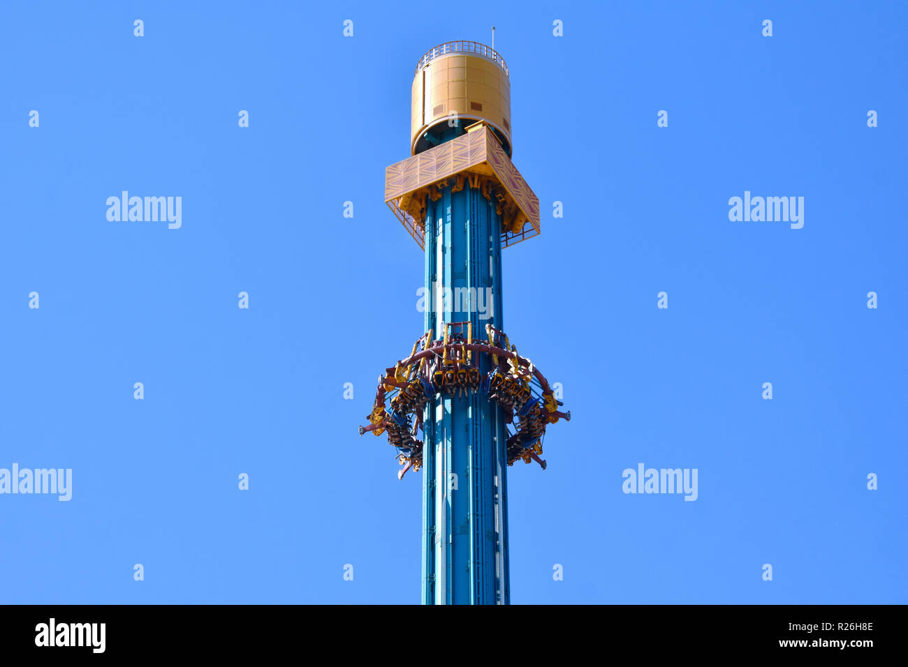Drop Tower Ride High Resolution Stock Photography and Images - Alamy