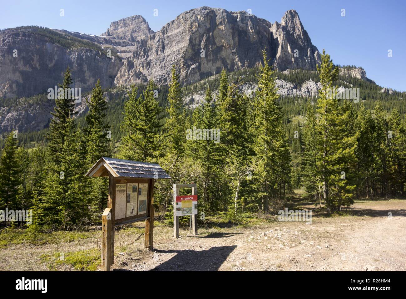 Trailhead Park Sign Banff National Park East Boundary. Scenic ...