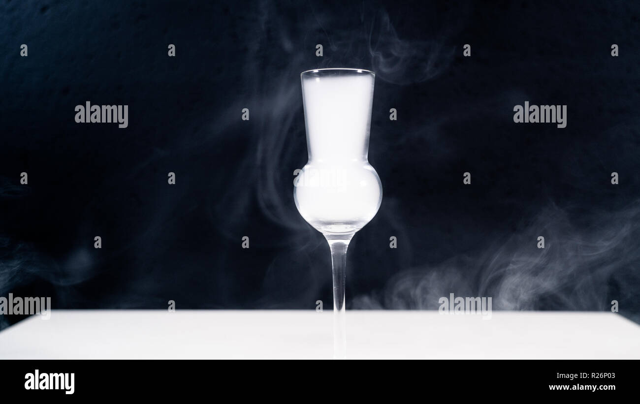 Beaker smoke hi-res stock photography and images - Alamy