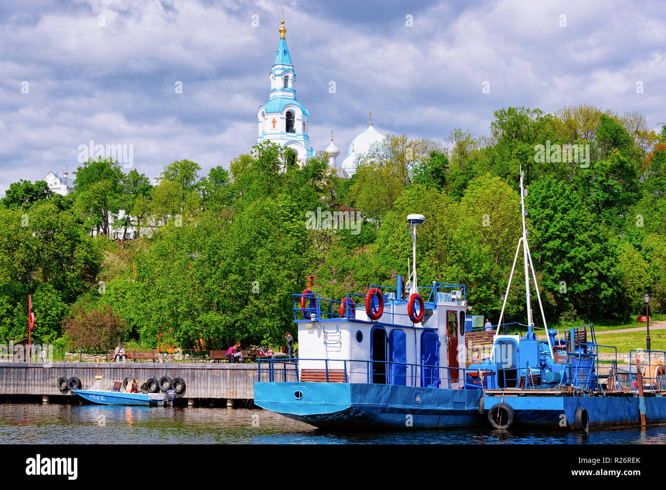 Lagoda lake hi-res stock photography and images - Alamy