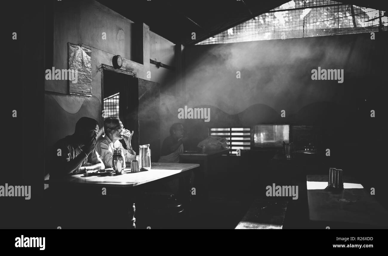 Kerala tea shop hi-res stock photography and images - Alamy