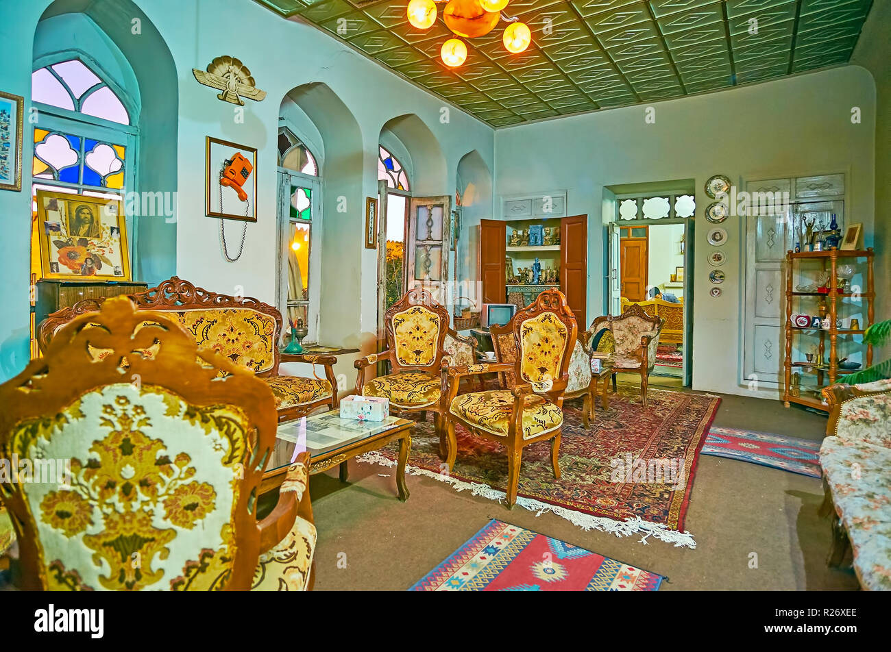Iranian family room hi-res stock photography and images - Alamy