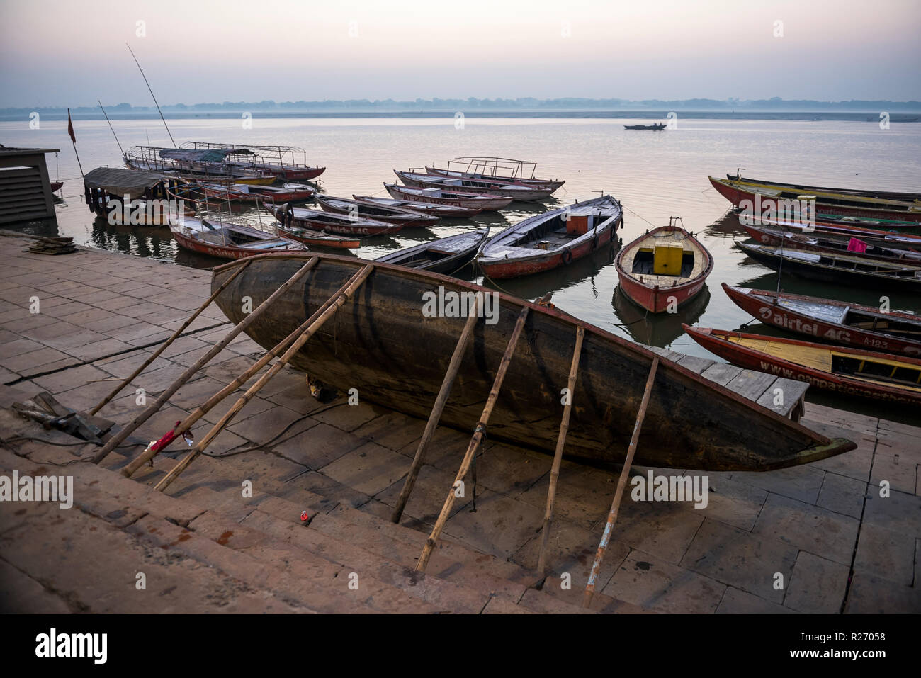 Boats along the riverside of the Ganges in Varanasi , India Stock Photo ...