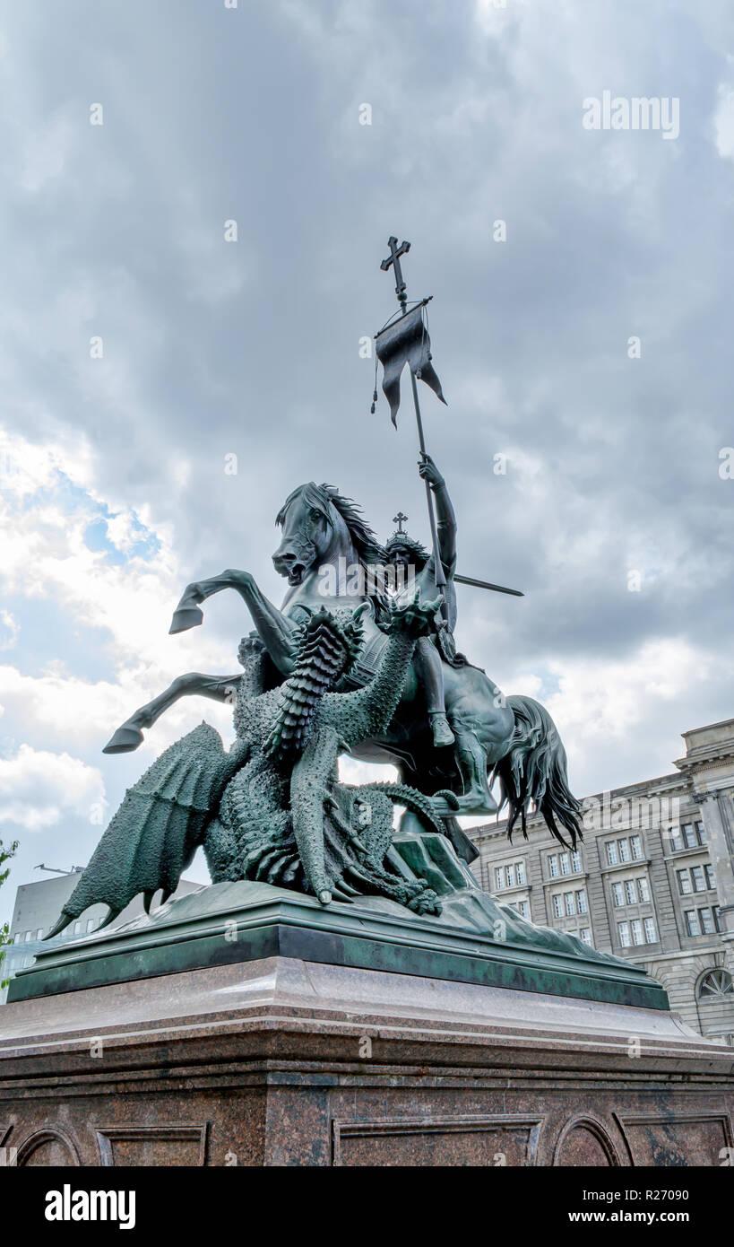 Bronze Statue St George Dragon Stock Photos & Bronze Statue St George ...