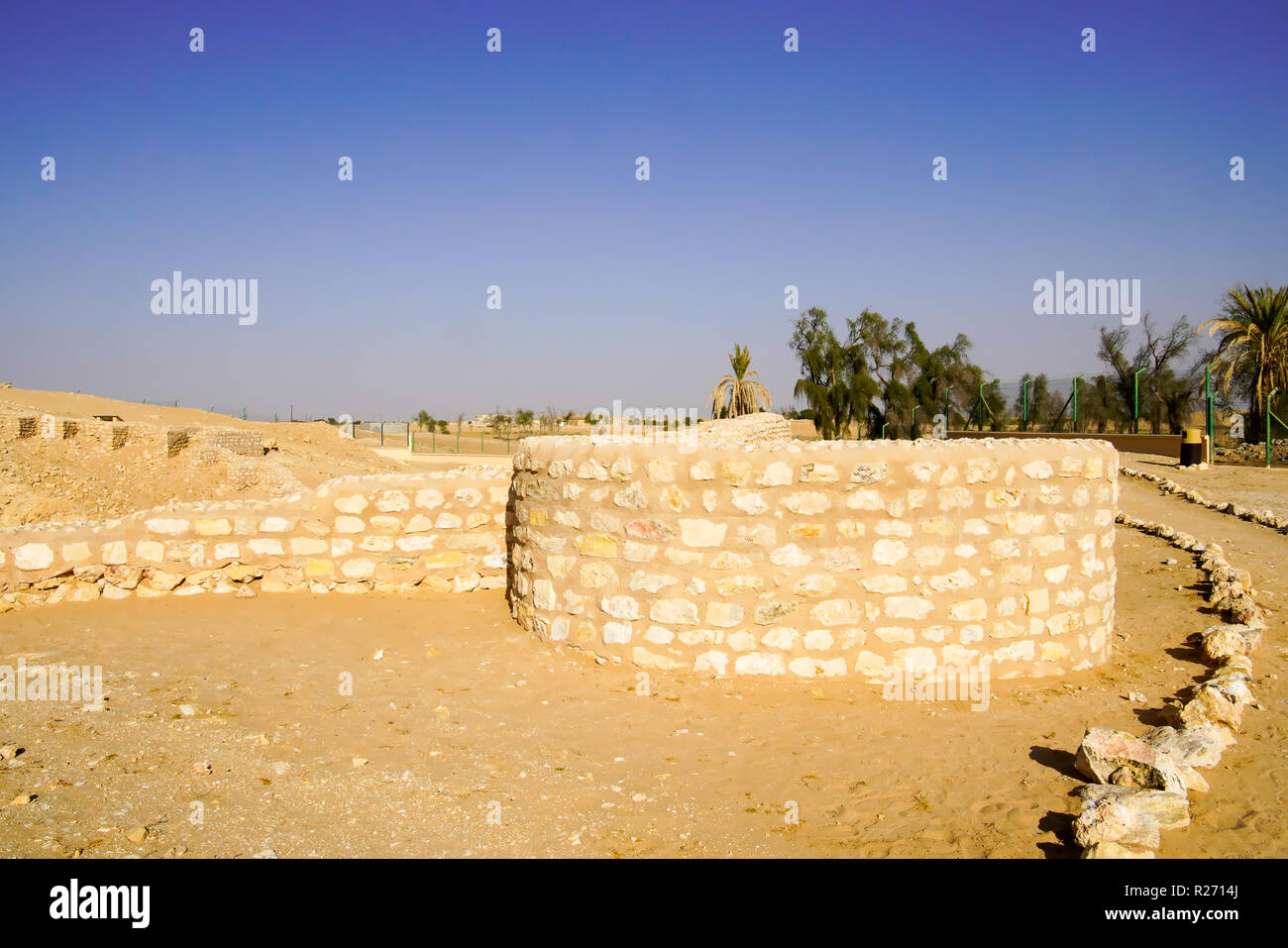 Archeological site of Ubar near Shisr, Rub' al Khali, the Empty Quarter ...