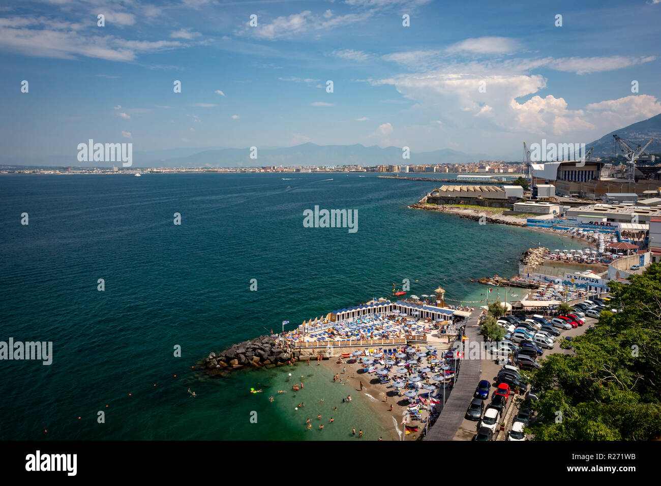 Collina comune hi-res stock photography and images - Alamy